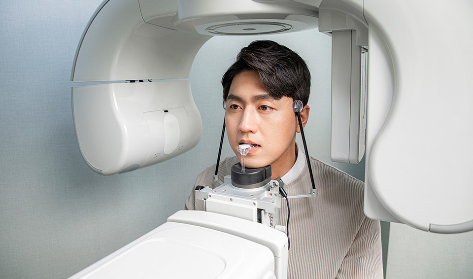 Straumann Implant - Gangnam Gentle